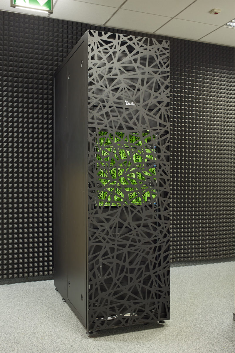 Bullion S - nowa wysoce wydajna platforma serwerowa x86 firmy Bull - ITwiz