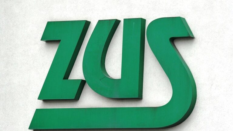 PUE ZUS przekształca się w eZUS. Co to oznacza dla użytkowników? - ITwiz