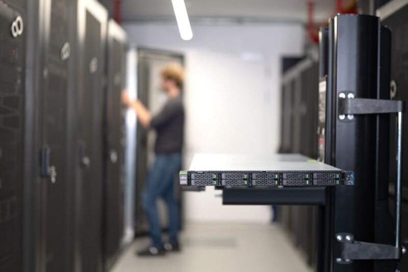 Serwery Fujitsu PRIMERGY: niezwykle wydajne i bezpieczne rozwiązania dla wielu branż - ITwiz